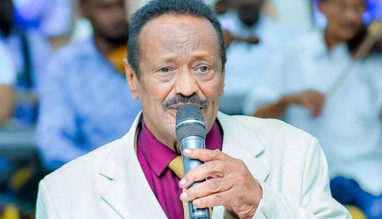 Sudanese Popular Artist Majzoub Ownsa Killed in Traffic Accident